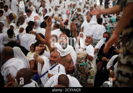 Makkah Saudi Arabia Mina Sheep Sacrifice Hajj Stock Photo - Alamy