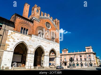 Piacenza, medieval town, Italy. Palazzo Farnese, XVI-XVII century ...