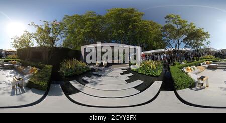 360° view of The cockpit of a Lockheed Martin F-35 Lightening II ...