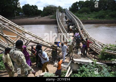 A delegation from the African Union Mission in Somalia (AMISOM ...