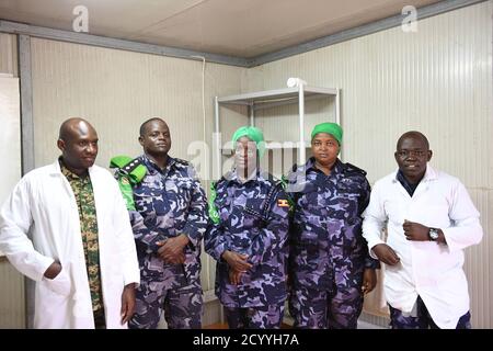 Medics of the AMISOM Uganda Formed Police Unit 7 (FPU-7) contingent ...