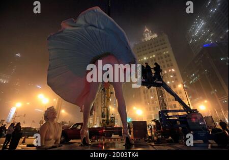 Giant Statue of Marilyn Monroe in Chicago, Illinois USA usa united ...