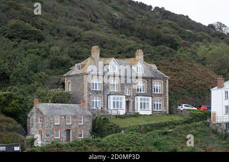 Doc Martins house in the TV show, Port isaac, Cornwall, also known as ...