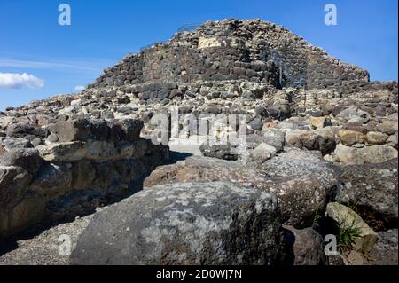 The towers of Sardinia - Nuraghi. Nuraghi, the huge, enigmatic towers ...