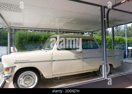 Historical Car: Devrim First car that completely designed and produced ...