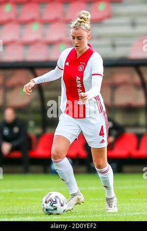 AMSTERDAM, 04-10-2020 ,De Toekomst Eredivisie women, Dutch football ...