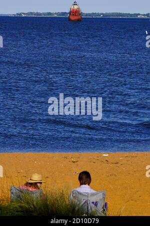 Sandy Point Shoals Lighthouse from the shore of the Chesapeake Bay in ...