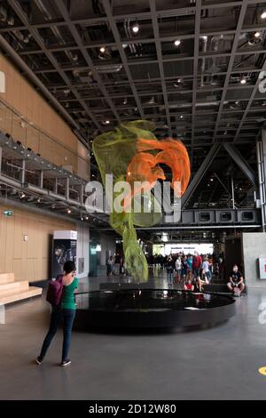 Technology, science and artistic flow concept - Abstract wave ...