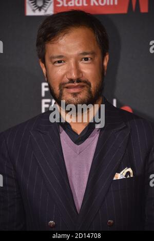 04 October 2020, North Rhine-Westphalia, Cologne: The actors Tristan ...