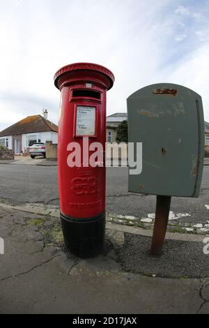 A rare Edward VIII Type 'B' pillar box / Edward 8th / 8 th B-type ...