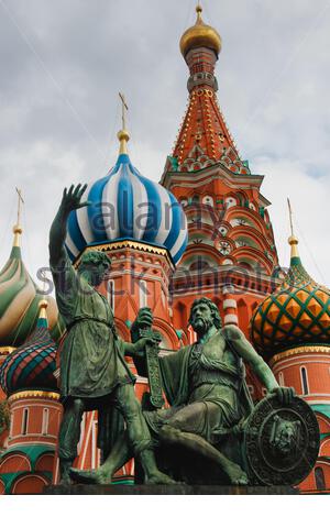 Statue in front of St Basil's Cathedral, Red Square, Moscow, Russia ...