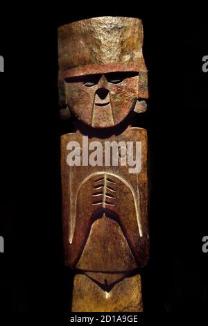 Female figure object of worship The Chimú culture 1100-1400 was ...