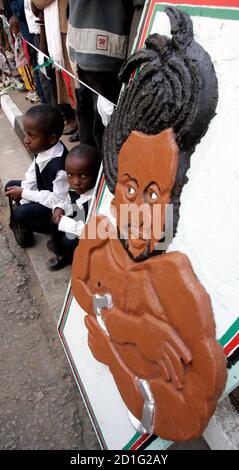 Statue of Dedan Kimathi Freedom Fighter Nairobi Kenya East Africa Stock ...