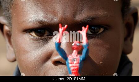 JOHANNESBURG, SOUTH AFRICA: 3-year-old burn survivor Isabella Pippie ...