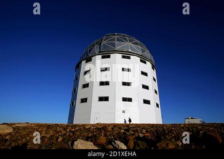 South African Large Telescope at Sutherland, Northern Cape Stock Photo ...