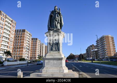The Queen Victoria statue at the sea end of Grand Avenue in Hove ...