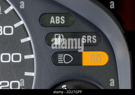 engine glow plug indicator on car dashboard Stock Photo - Alamy