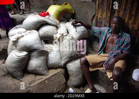 Mabella slum, Freetown, Sierra Leone Stock Photo - Alamy