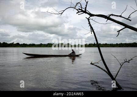 Venezuela, Delta Amacuro state, Orinoco delta, Waraos Indians Stock ...