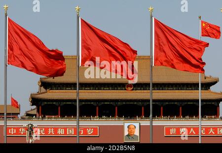 Chairman Mao with Red Guards during the Cultural Revolution. 1966. Mao ...