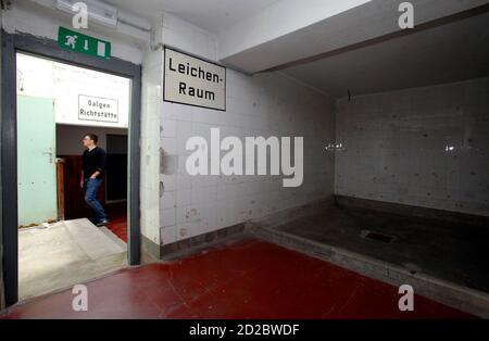 The gallows in the former Nazi concentration camp at Auschwitz where ...