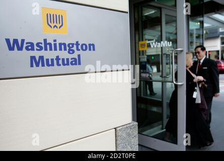 Washington Mutual Bank corporate headquarters building window lights ...