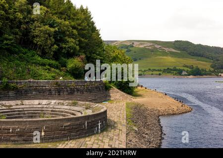 Bellmouth overflow at Ladybower Reservoir,Peak District,Derbyshire ...