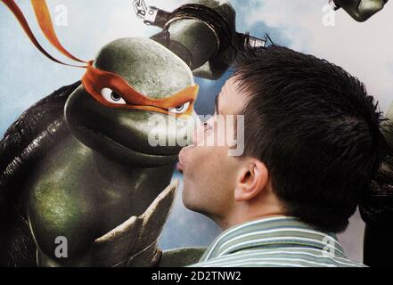 Mikey Kelley, who voices the character Michaelangelo in the animated ...