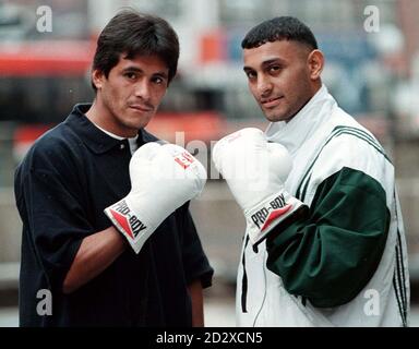 World featherweight champion 'Prince' Naseem Hamed and his girlfriend ...