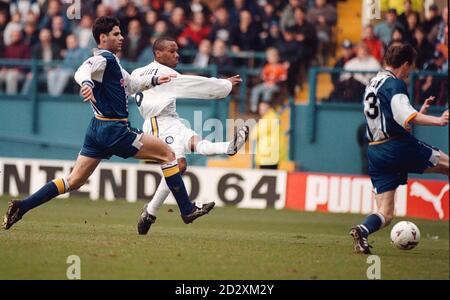 Rod Wallace scores for Leeds Stock Photo - Alamy