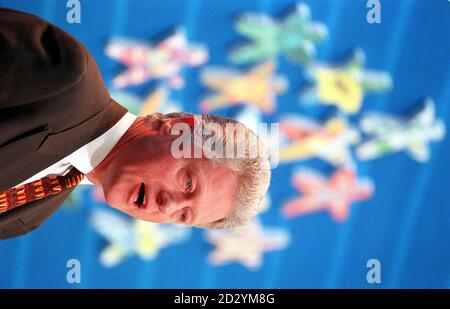 Jaques Santer, President of the European Commission, at the closing ...