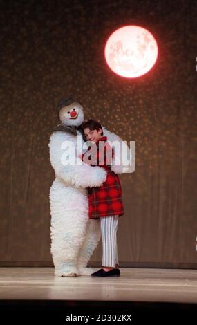 The Snowman, Peacock Theatre London, Birmingham Repertory Theatre ...