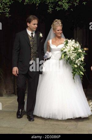 Manchester United goalkeeper Mark Bosnich and his bride Sarah Jarrett ...