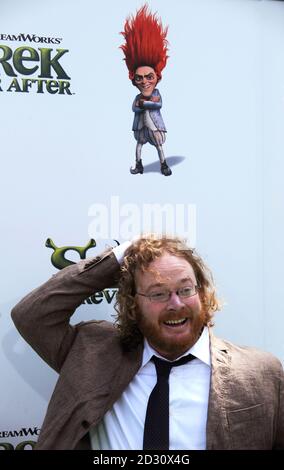 Walt Dohrn attends the premiere of Shrek Forever After during the ...