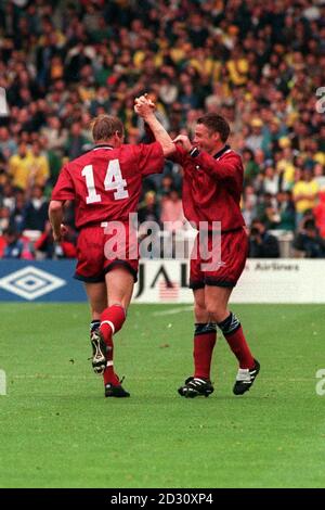 GRAEME LE SAUX STUART PEARCE ENGLAND V BRAZIL ENGLAND V BRAZIL UMBRO ...