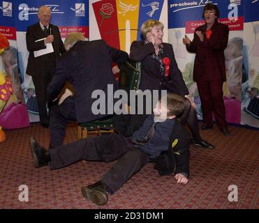 CHRISTINE RUSSELL MP LABOUR PARTY CHESTER 30 October 1997 Stock Photo ...