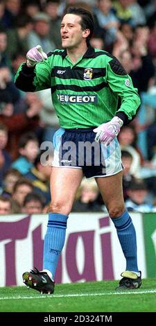 Les Sealey, Manchester United goalkeeper Stock Photo - Alamy