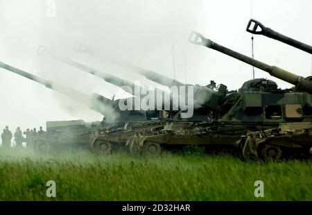 British Army AS90 self propelled gun of the Royal Artillery Regiment in ...