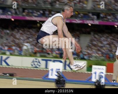 British Athlete Jonathan Edwards competing in the Triple jump at the ...