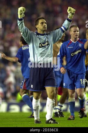 Rangers goalkeeper Stefan Klos celebrates Stock Photo - Alamy
