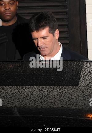 Simon Cowell leaving the X Factor studios London, England - 10.10.09 ...