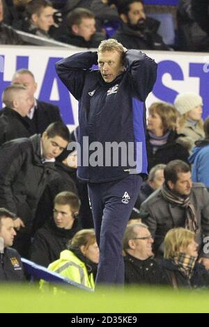 David Moyes manager of Everton reacts during the Emirates FA Cup Third ...