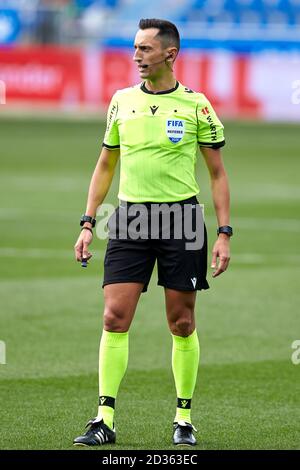 Referee Jose Maria Sanchez Martinez show red card during the La Liga ...