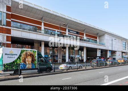 Exterior of the O2 Shopping Centre, Finchley Road, London, UK Stock ...