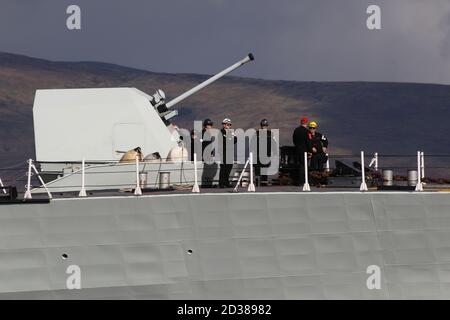 A Bofors 57mm Mark 3 naval gun, the main gun carried on HMCS ...