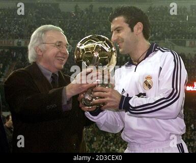 Portuguese football star Luis Figo of Real Madrid Leyendas, plays ...
