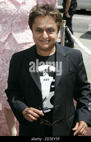 CHARLIE AND THE CHOCOLATE FACTORY DEEP ROY as Oompa-Loompa Stock Photo ...