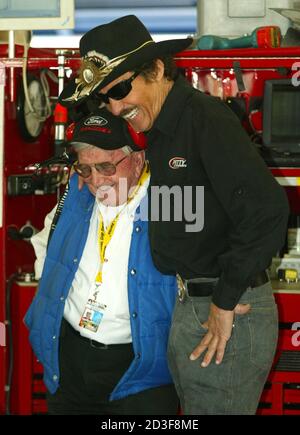 Stock Car Racing, practice session, New Cross Stadium, Hornshay Street ...
