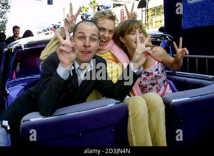 ELAINE HENDRIX and FRENCH STEWART in INSPECTOR GADGET 2 (2003 ...