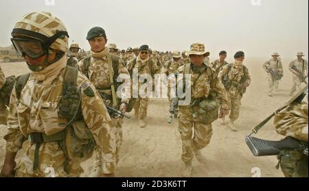 British Forces in Kuwait. Soldiers from the Royal Scots Dragoon Guards ...